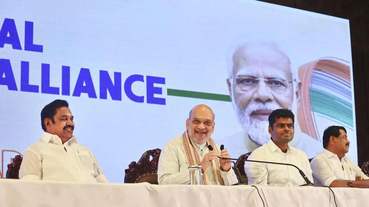 BJP Reshuffles Tamil Nadu Leadership: Nainar Nagendran Replaces K. Annamalai Ahead of 2026 Poll ...